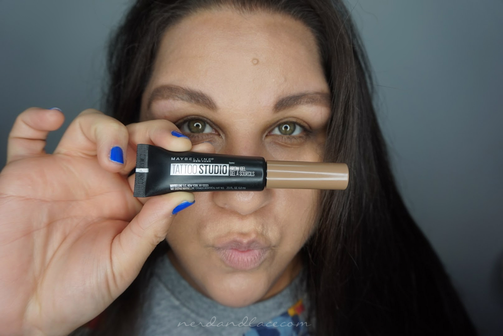 Maybelline TattooStudio – Nerd & Lace